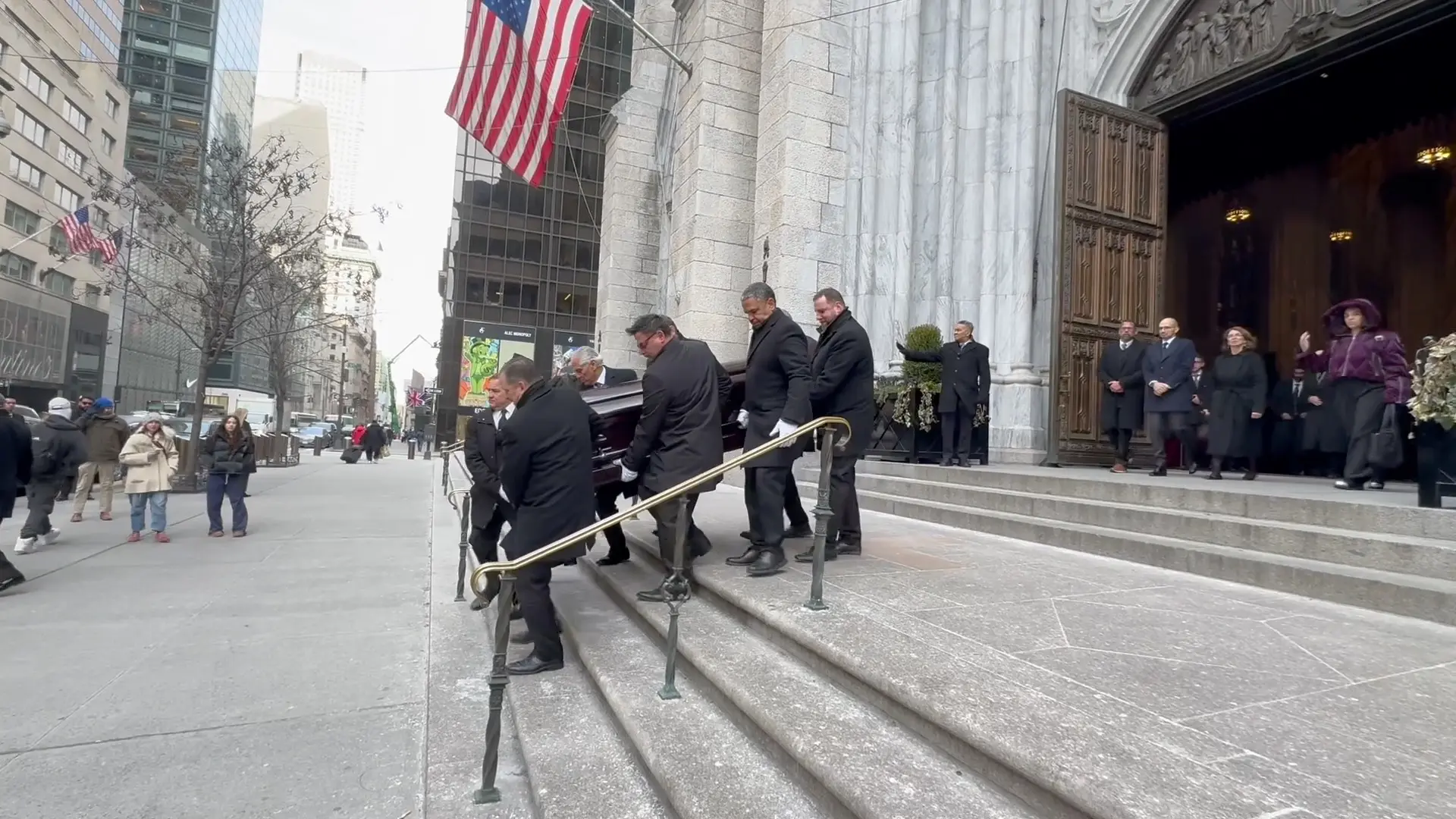 A New York l’ultimo saluto a Rocco Commisso / video