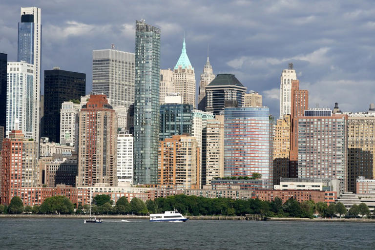 NYC borough closed 2025 with the highest rate of foreclosures in 15 years