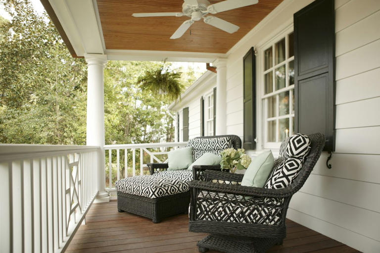 Wait, why the heck are people leaving coffee grounds on their porch?