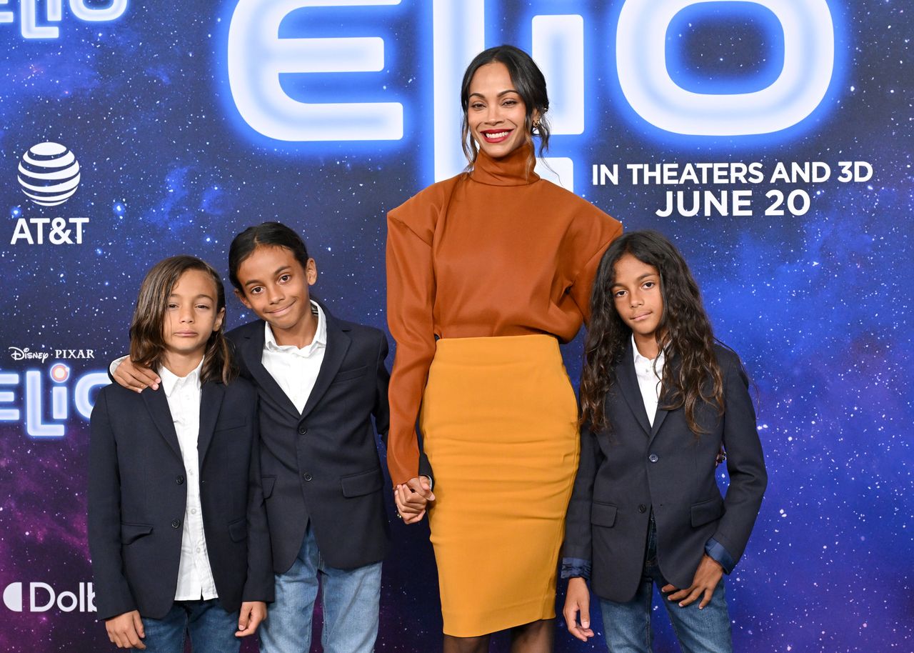 Zoe Saldaña's lookalike sons steal the show as adorable sous-chefs in ...