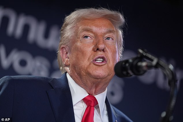 Trump mocks Emmanuel Macron for his 'beautiful sunglasses', asking ...