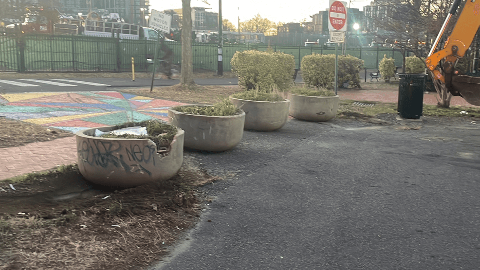 DDOT makes changes to keep cars off Metro Branch Trail after 7News report