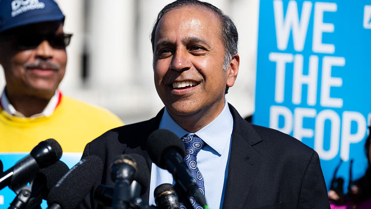 Who is running for Illinois’ US Senate seat in the 2026 election?