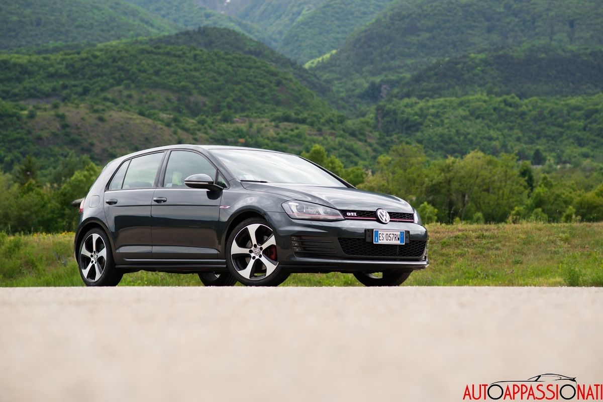 Prova Volkswagen Golf GTI VII usata (2014-2017): completa, divertente e ...