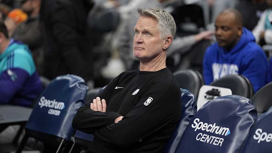 Report: 'Multiple' Warriors assistants don't expect Steve Kerr to ...