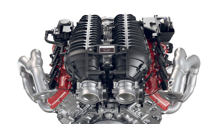 The difference between the Corvette Z06 LT6 and ZR1 LT7 V8s