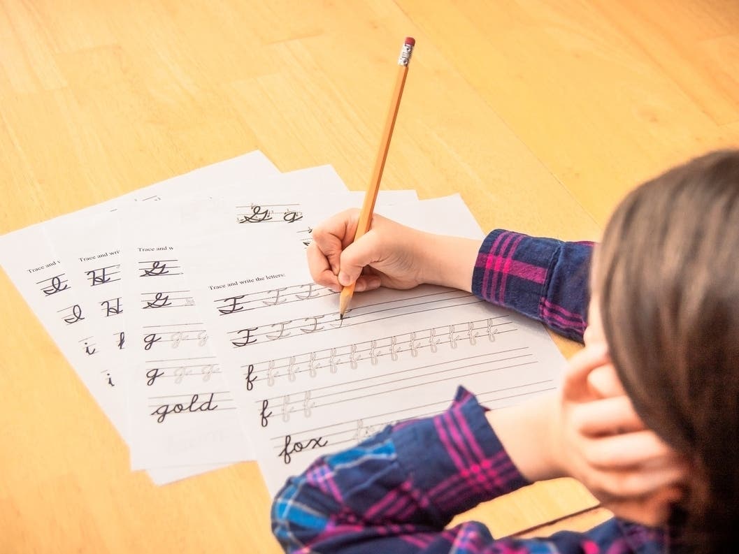 NJ schools must teach cursive writing again, Essex County legislators ...