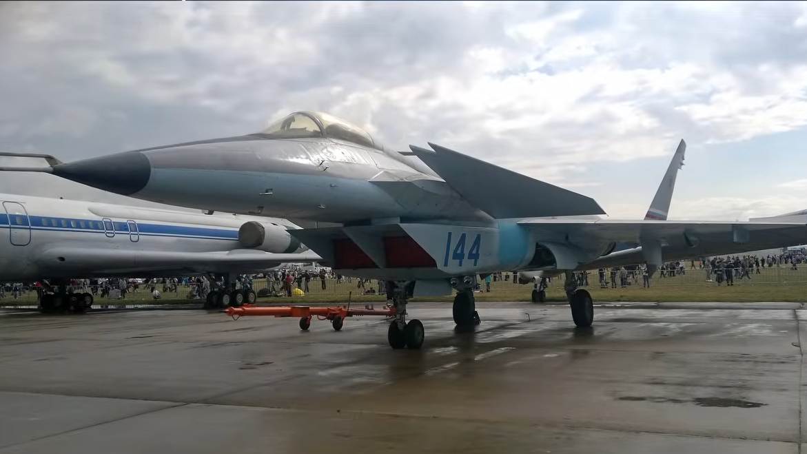 Hidden logic behind fifth generation fighter designs