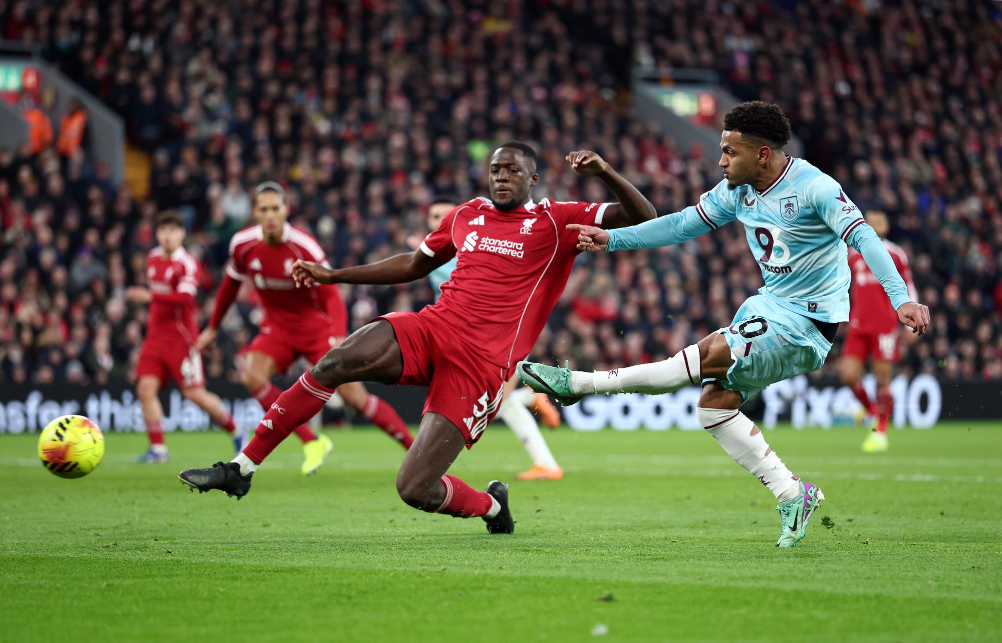 Gerrard begs Slot to 'stop mentioning low blocks' after Liverpool win