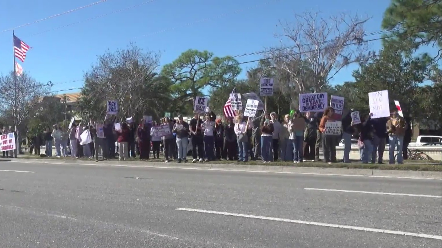 ICE protests happening at Florida school board meeting