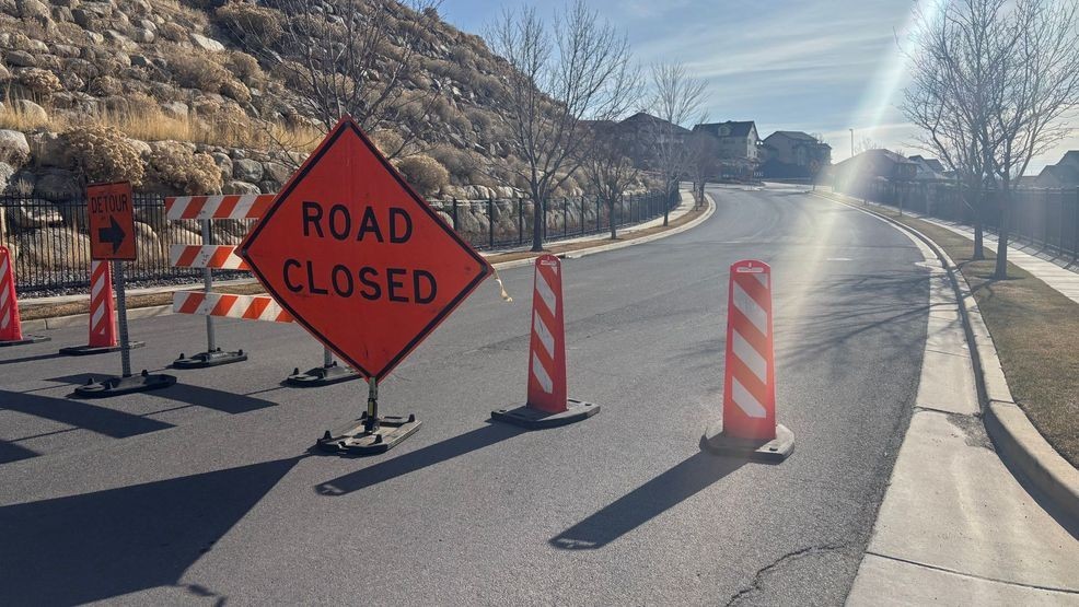 Water seeping into Lehi road forces closure for emergency repairs