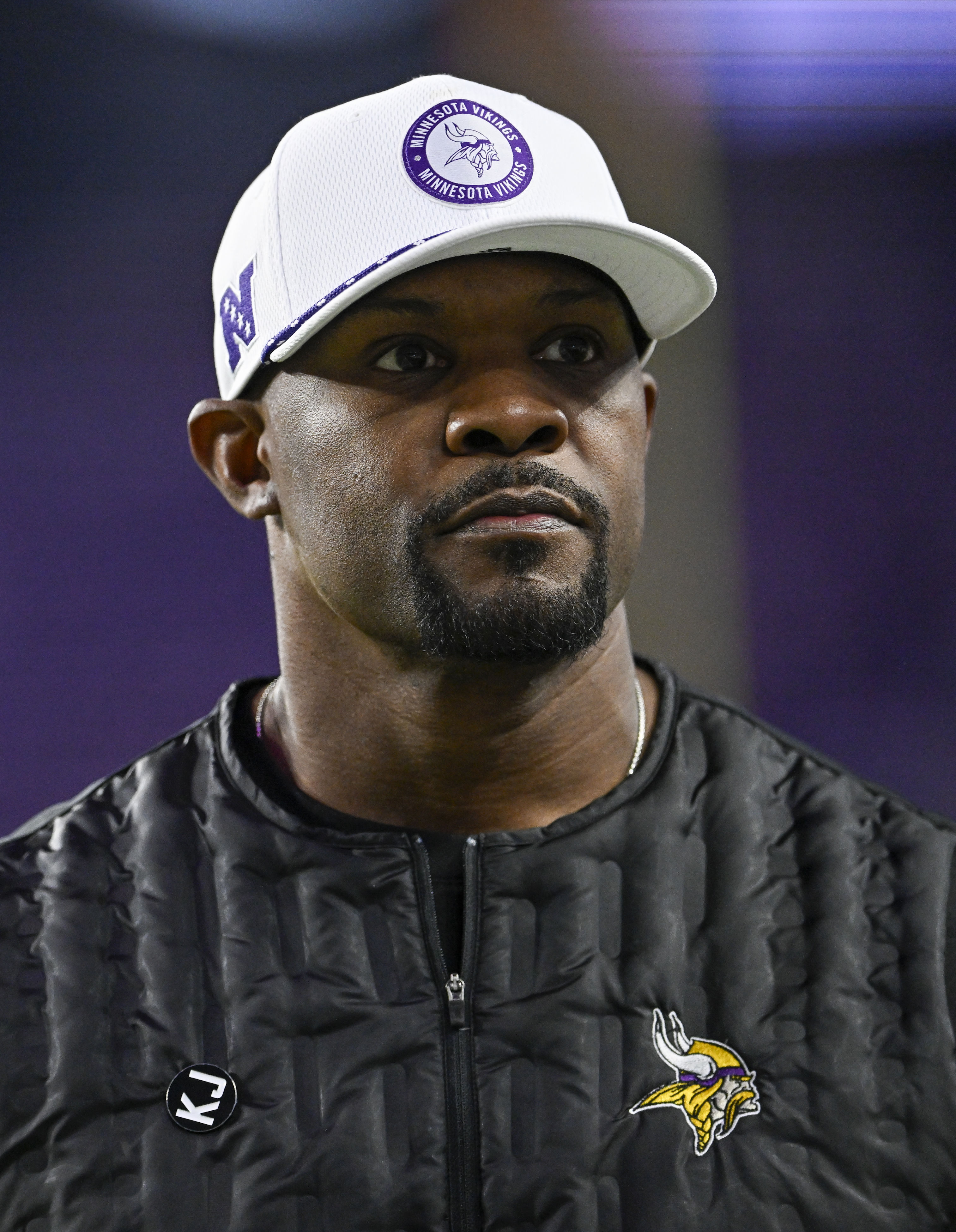 Brian Flores signs contract extension with Vikings