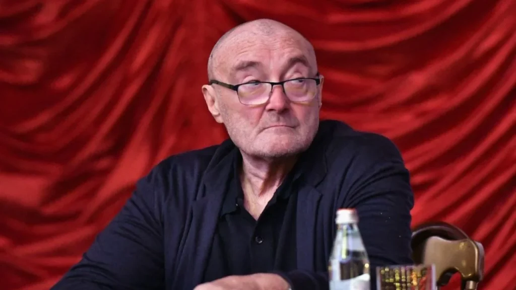 Phil Collins revela que se sometió a 5 cirugías y tiene problemas renales