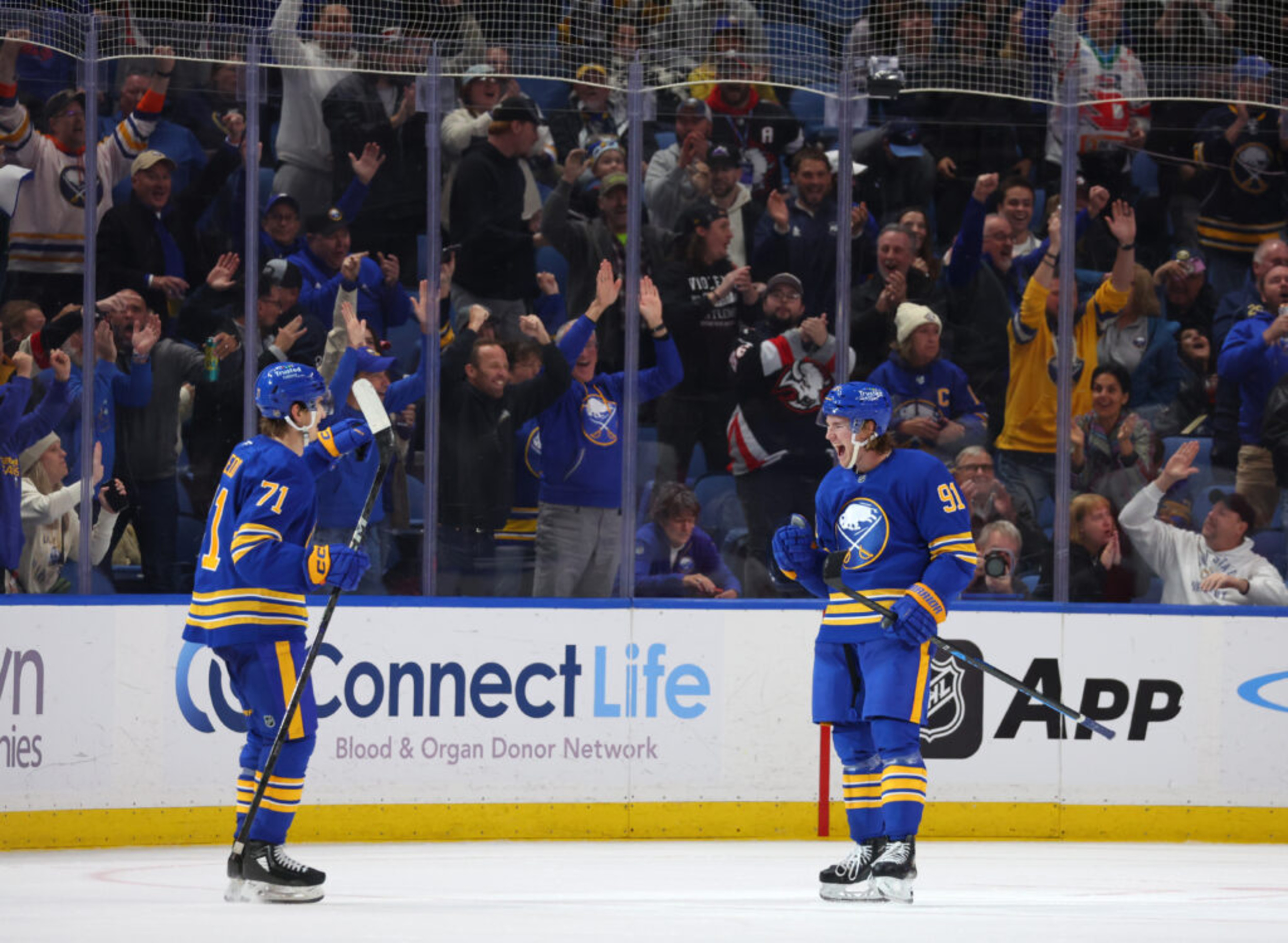 Buffalo extends top end forward