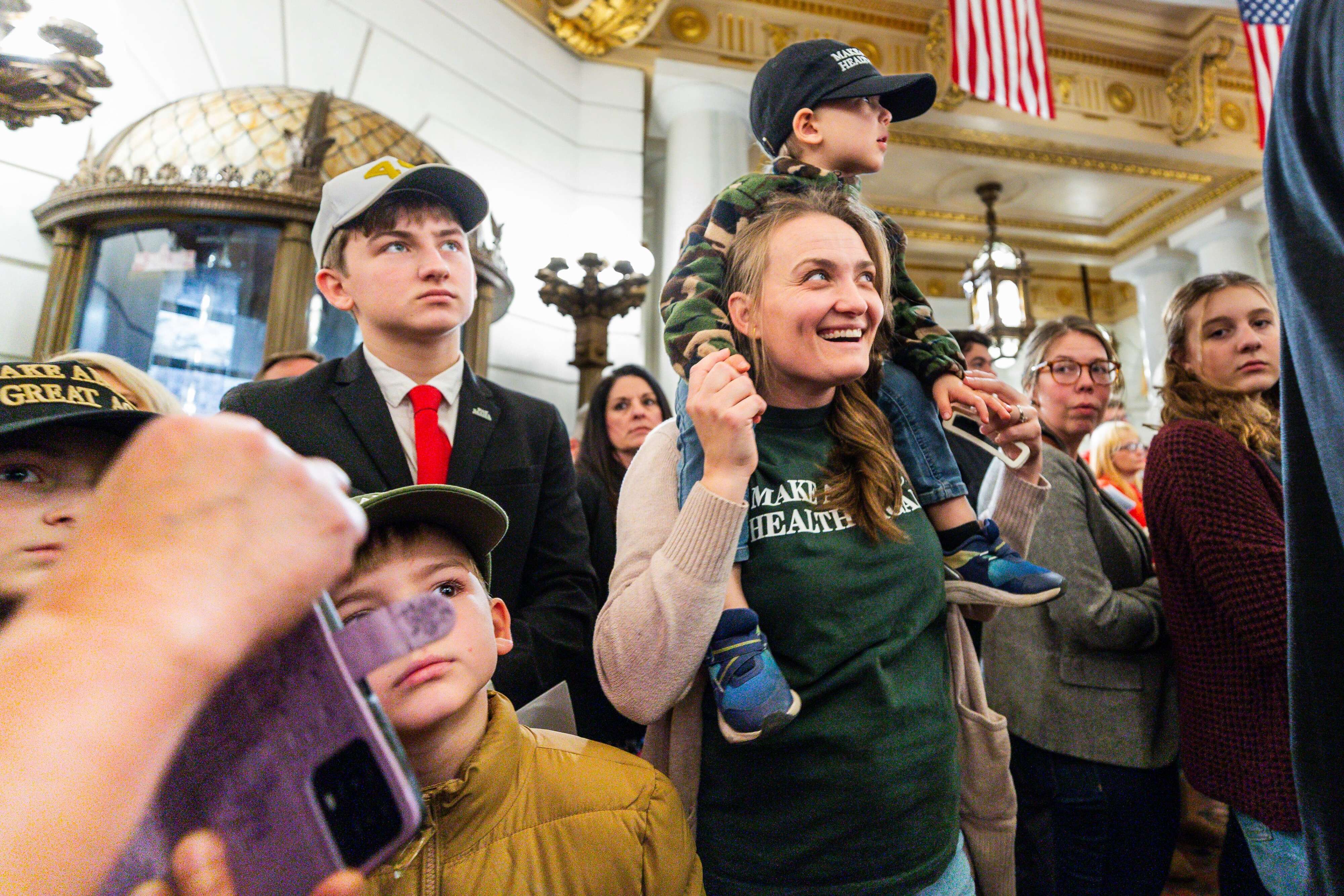 RFK Jr. talks up new food pyramid, avoids controversial vaccine changes ...