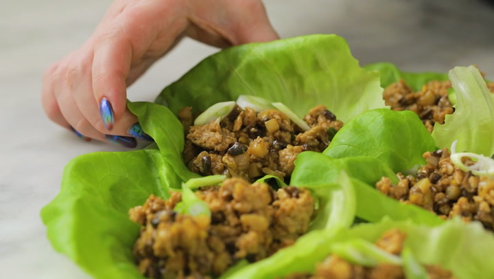 Chicken lettuce wraps