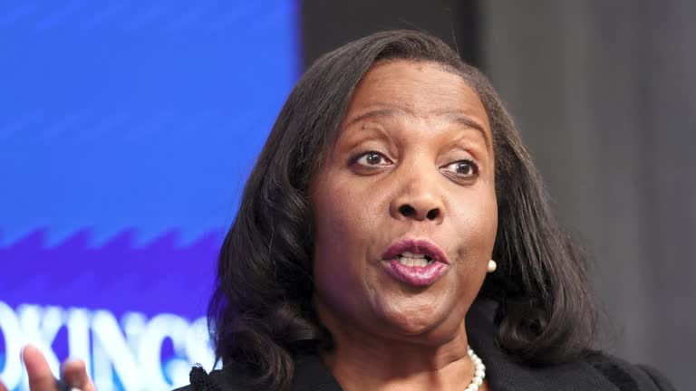 US Supreme Court appears reluctant to let Trump fire FED's Lisa Cook