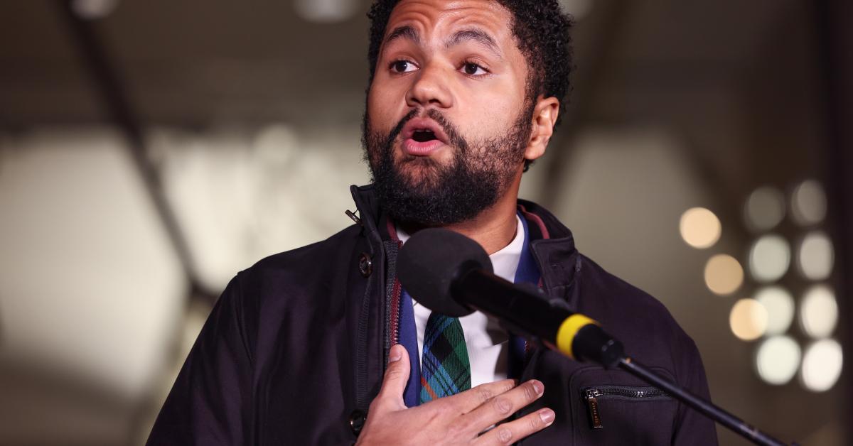 These nine Democrats on House Oversight voted to advance Bill Clinton ...