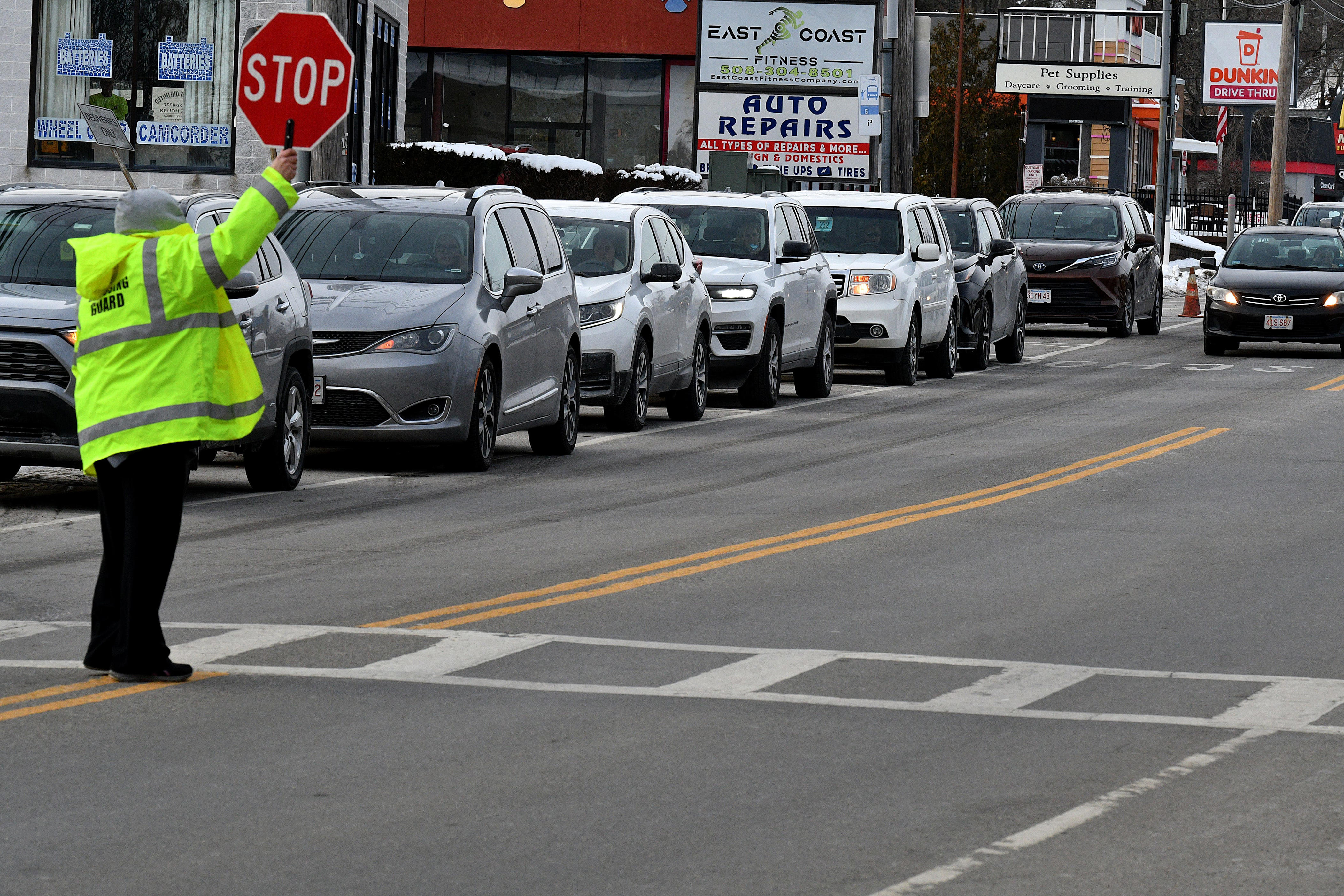 Study in frustration: Trial parking ban gets F from Roosevelt School ...