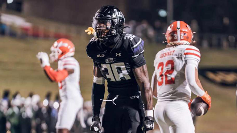 Kameron Reddic Joins WVU Secondary After Two Seasons at Stephen F. Austin