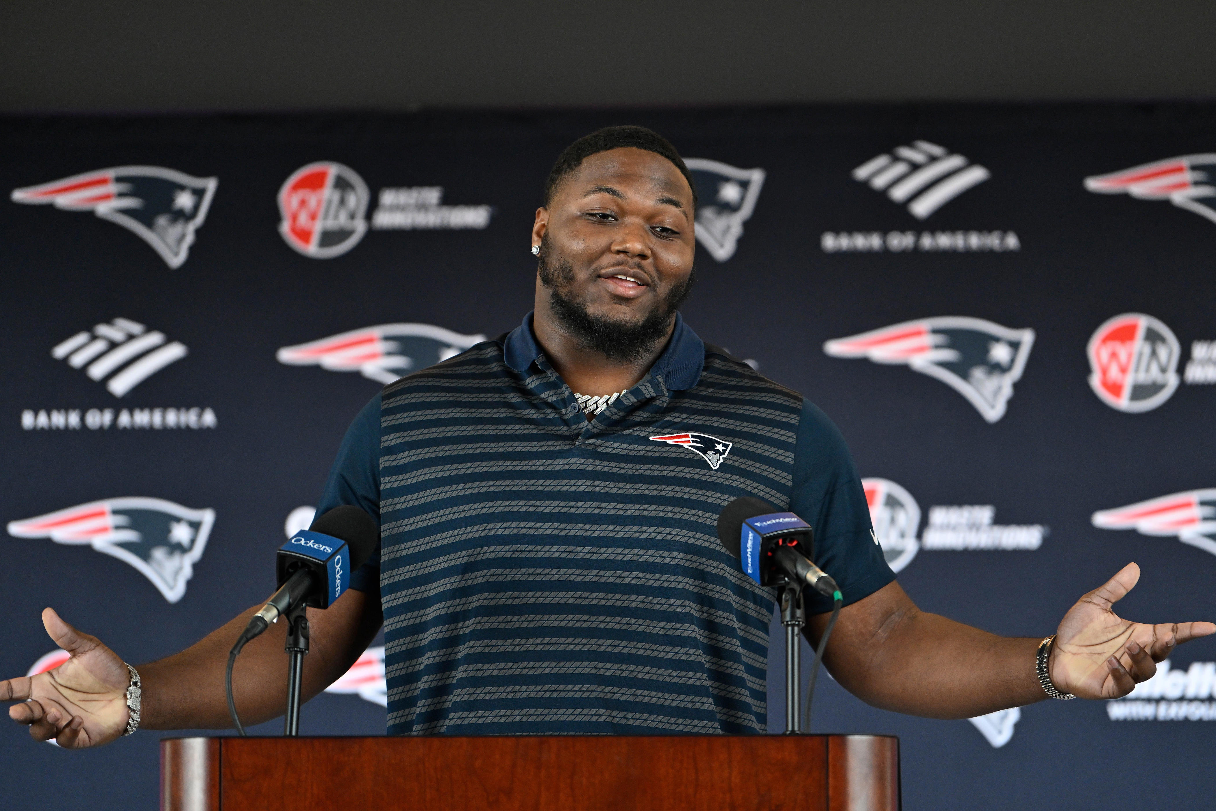 Bulletin board material? Milton Williams chimes in on Jarrett Stidham