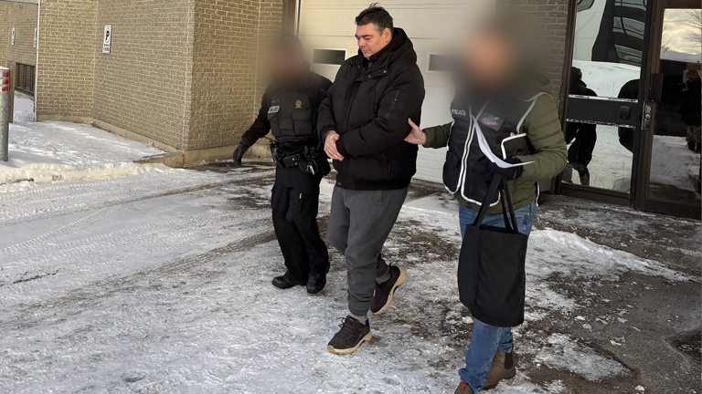 Une dizaine d’arrestations dans le réseau présumé d’All Boivin