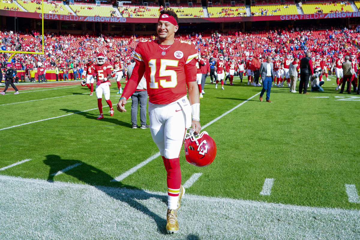 Patrick Mahomes gives the perfect stamp of approval on Eric Bieniemy's ...