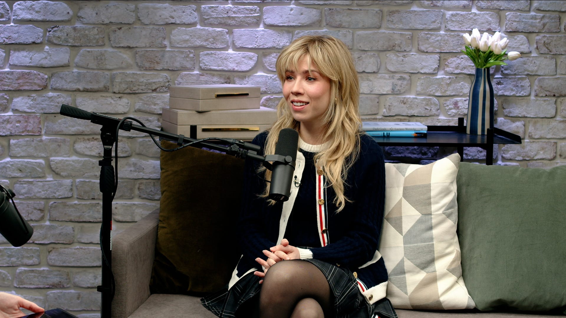 Jennette McCurdy is so not a child actor anymore. She's an author with ...