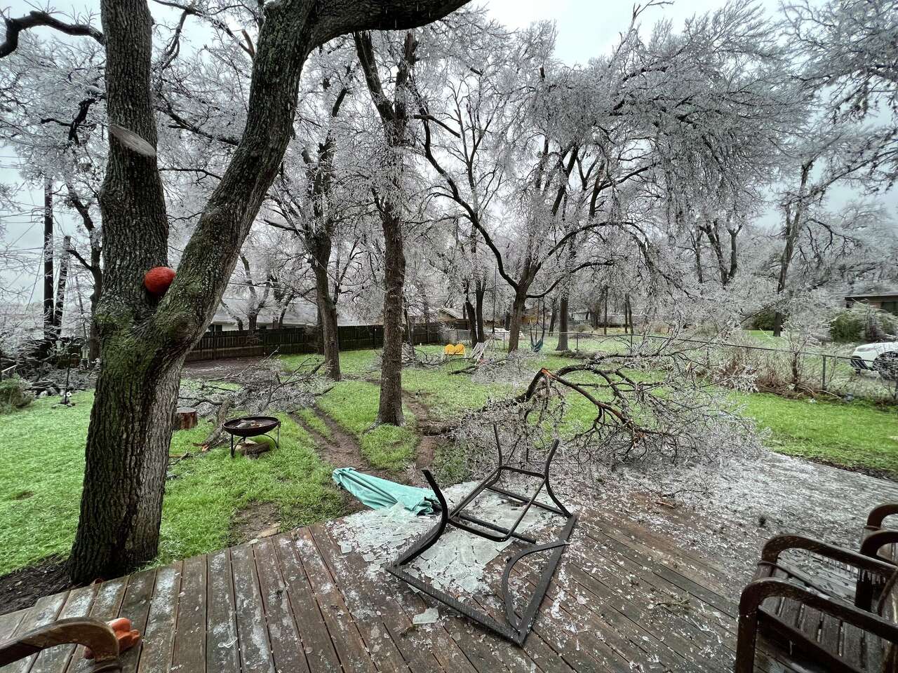 NWS: Freezing rain, icy roads forecasted for Austin winter storm