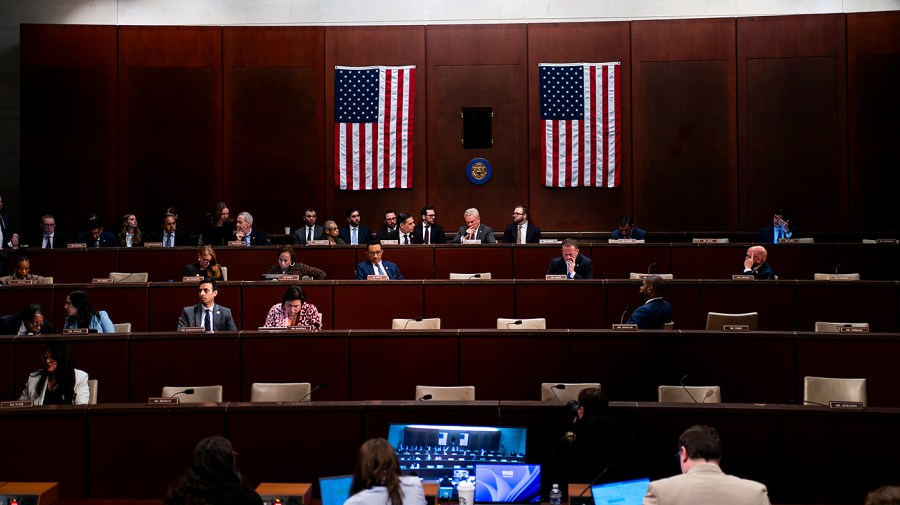 These Democrats voted to hold the Clintons in contempt