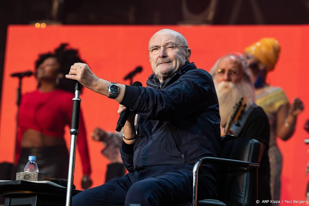 Phil Collins heeft 24 uur per dag verpleegkundige in huis: 'Alles wat ...