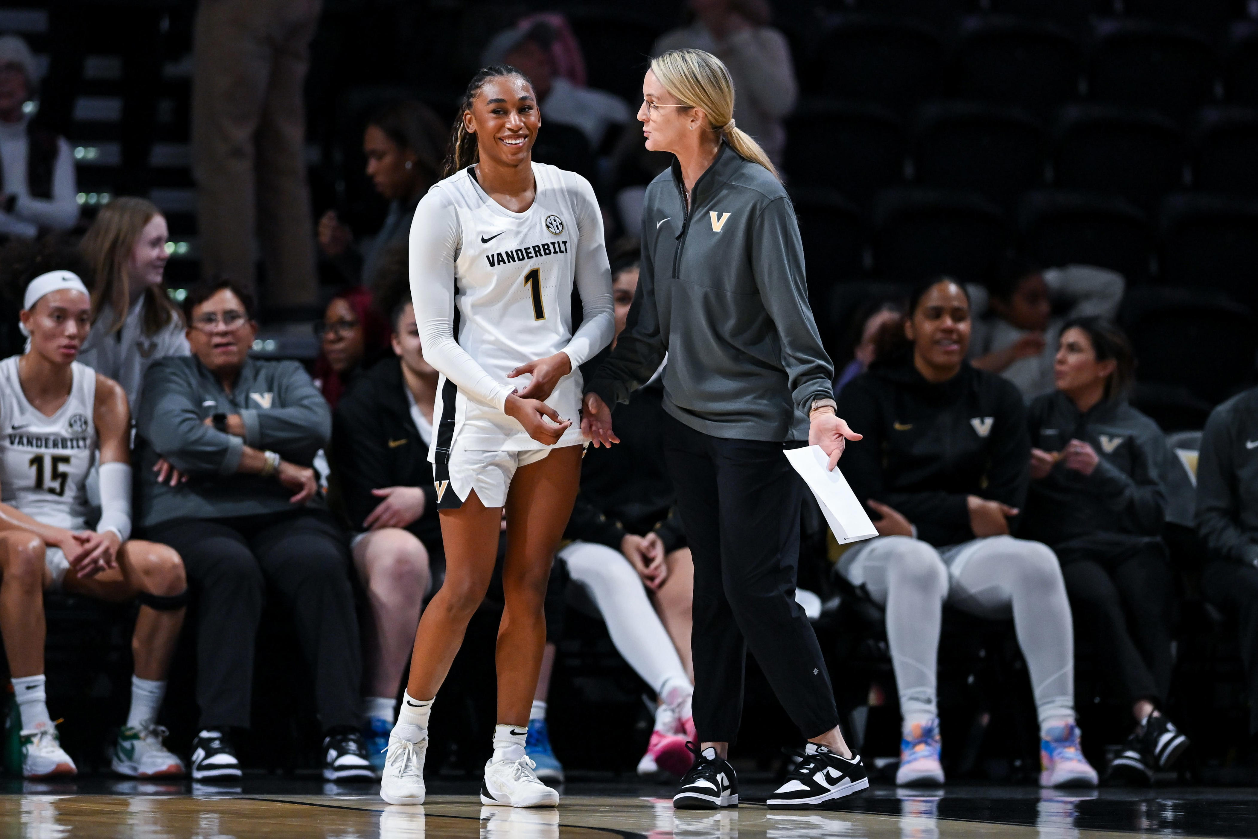 UConn, Vanderbilt agree to future series in women’s basketball
