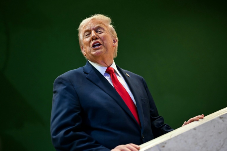Huge lines, laughs and gasps as Trump lectures Davos elite