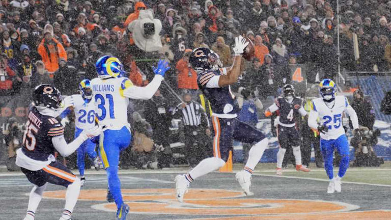 DJ Moore’s Bears future up in the air after end-of-season interviews