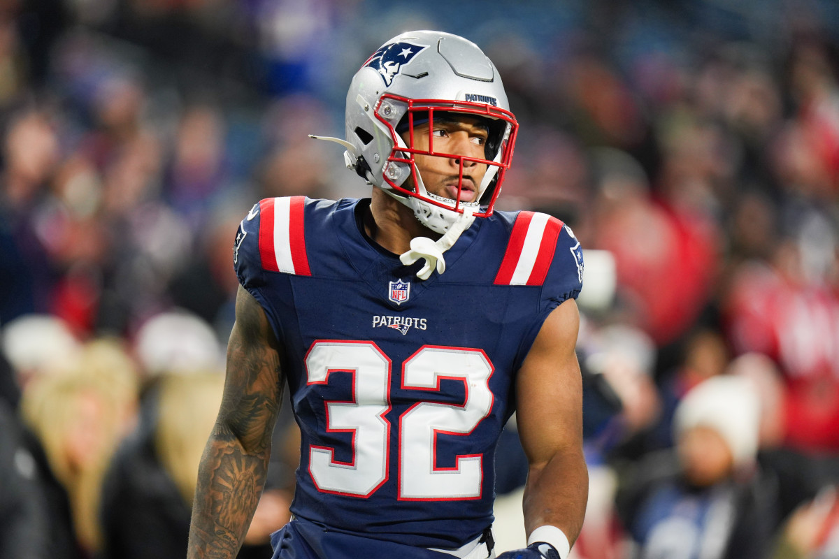 TreVeyon Henderson news announced amid first season with Patriots