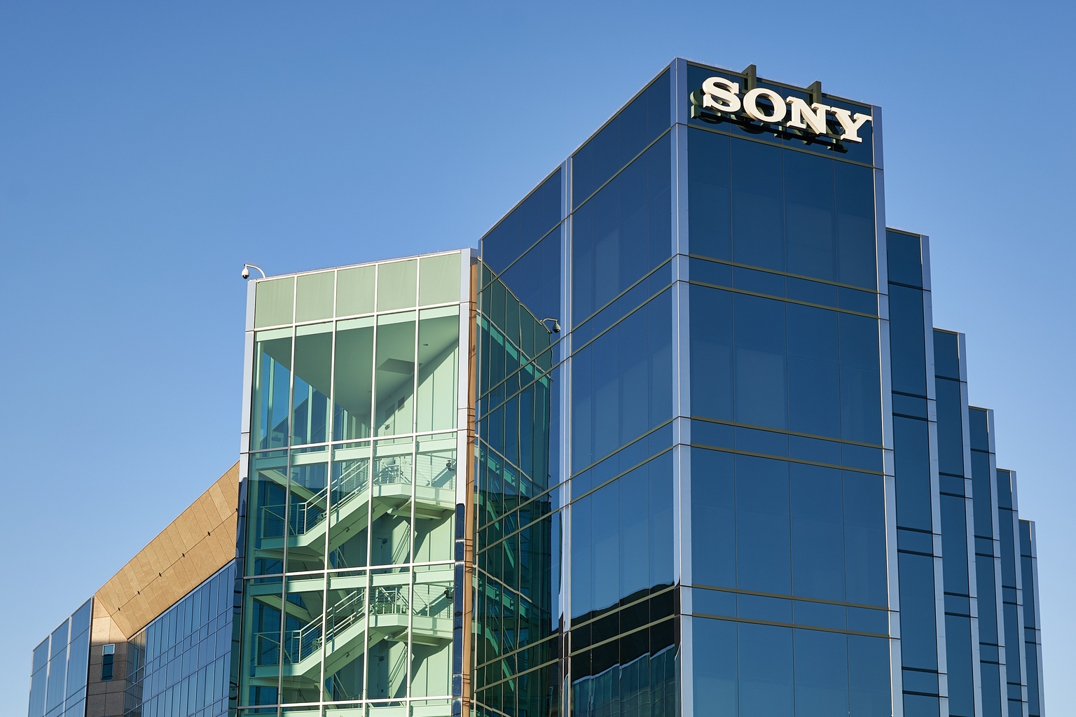 Sony will give up control of its TV business after spinning it off