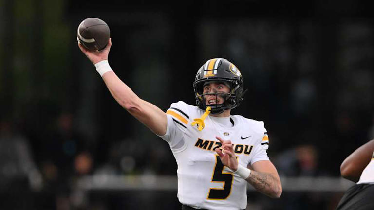 Beau Pribula receives early prediction to be Virginia's starting ...