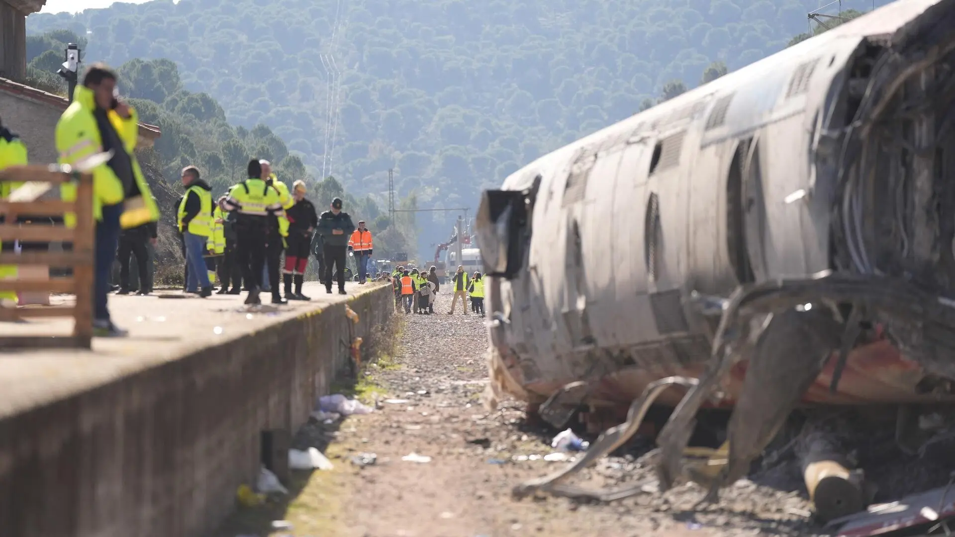Una interventora del Alvia alertó del accidente al centro de mando de ...
