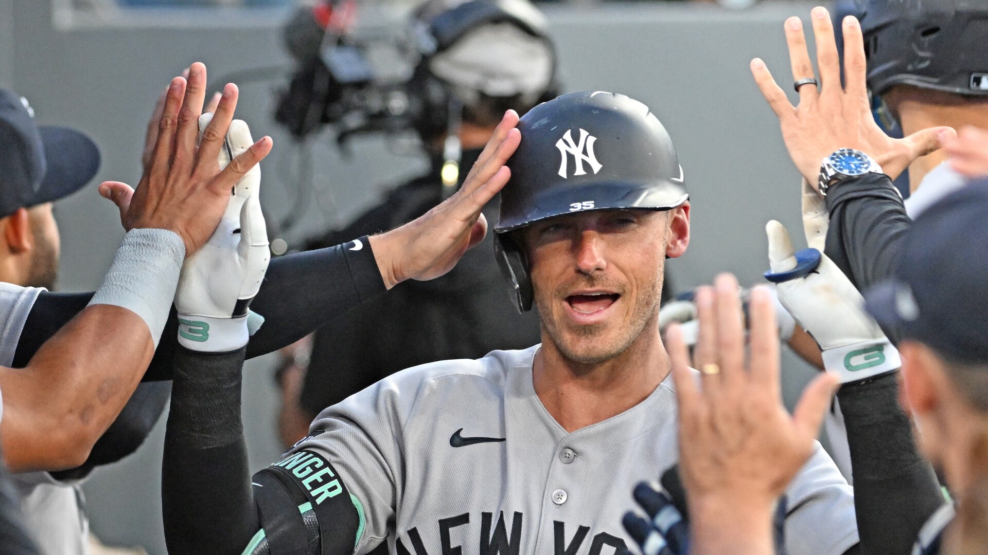 MLB free agent tracker 2025-26: Cody Bellinger stays with Yankees, Mets ...