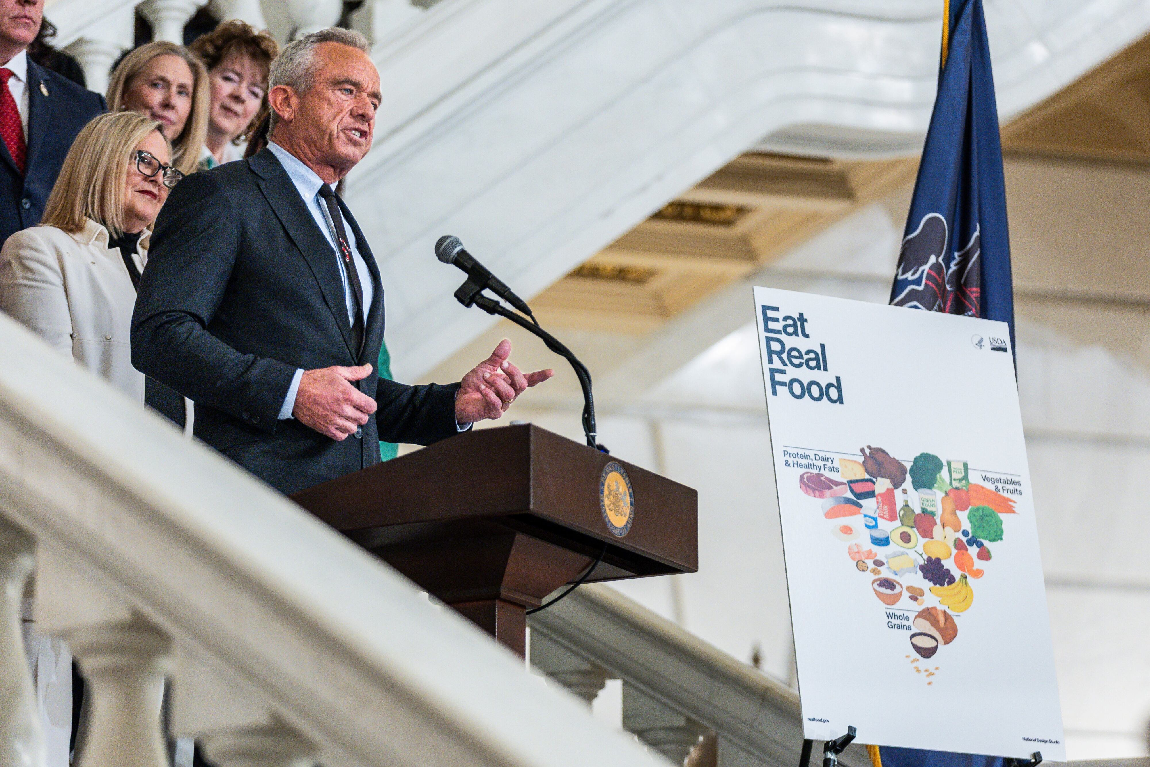 RFK Jr. talks up new food pyramid, avoids controversial vaccine changes ...