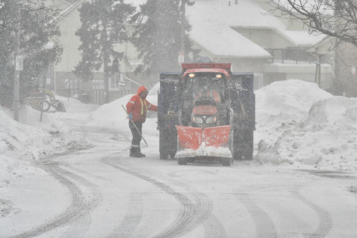 Snow safety warnings issued as 24 states brace for up to 3 feet of snow