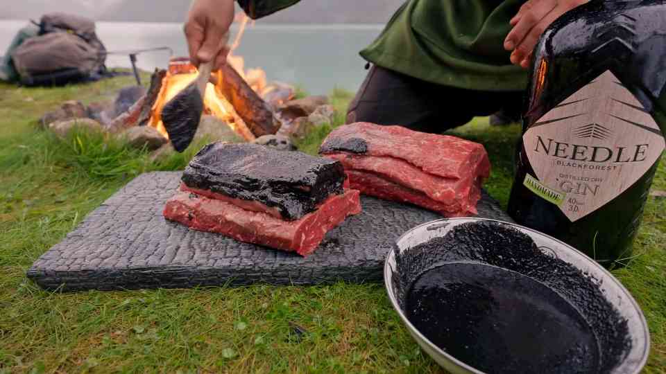 Outdoor cooking in Norway with black meat case ASMR