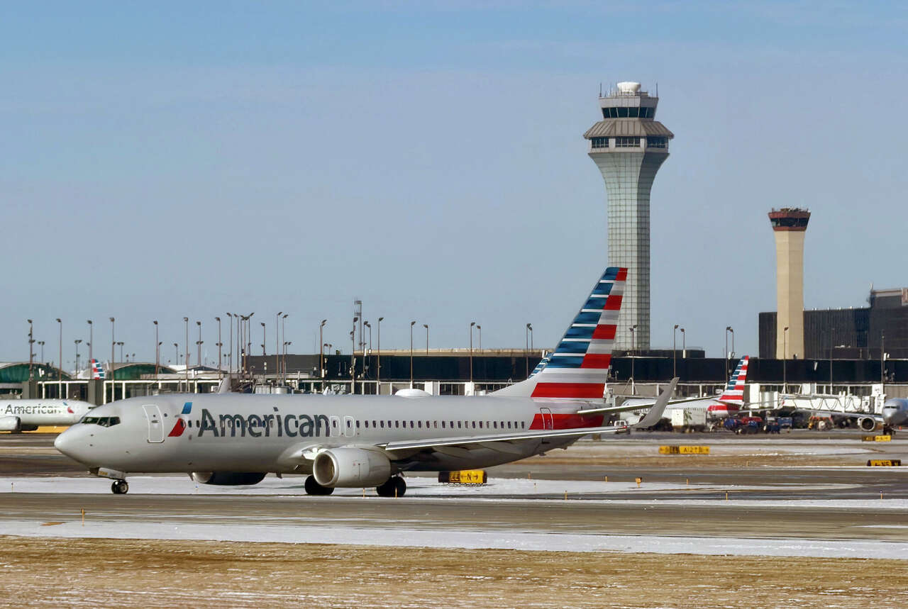 Airlines waive change fees as icy winter storm threatens Texas travel