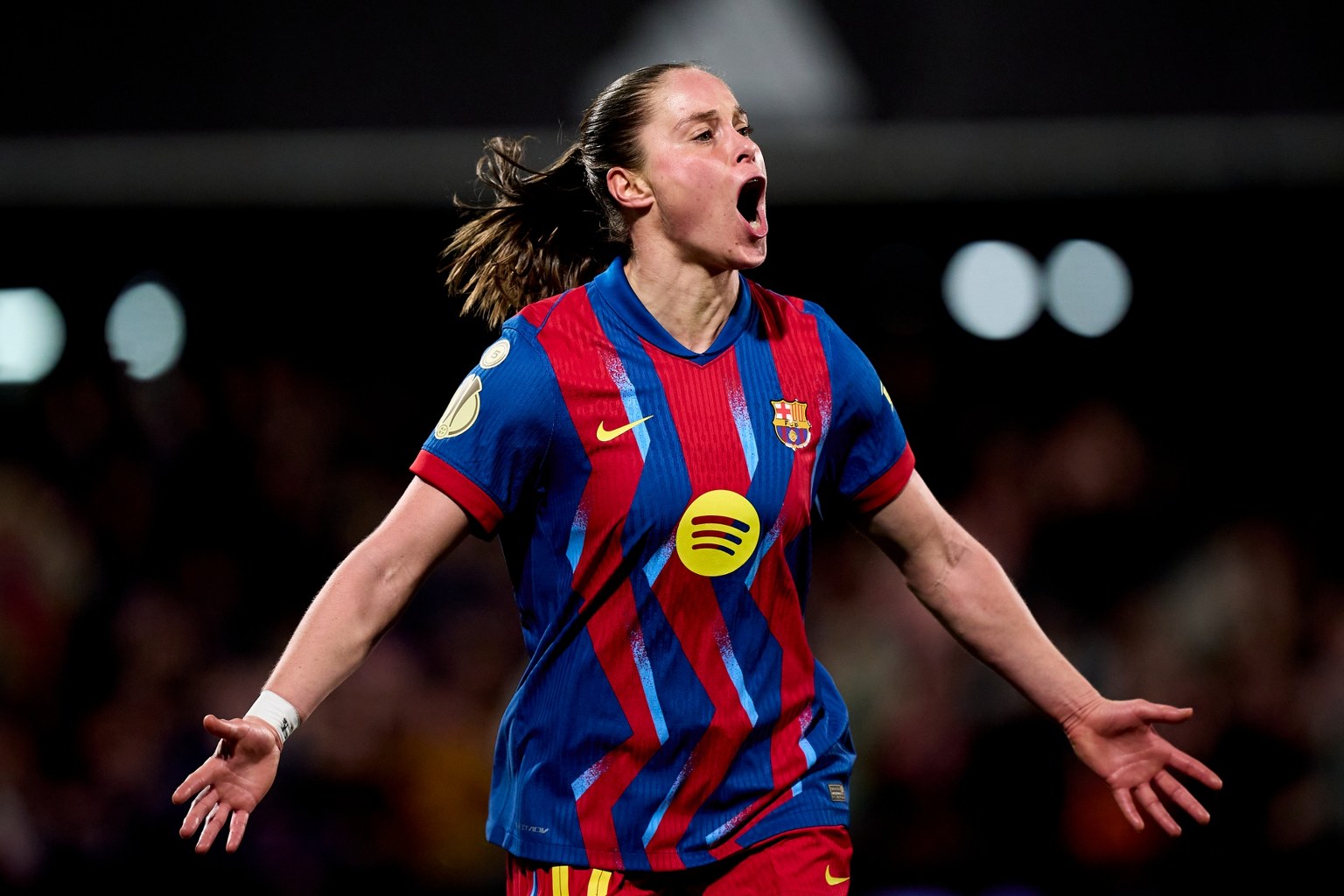 Barcelona mogła odpaść. 4 gole i czerwona kartka. Nokautujący cios Pajor