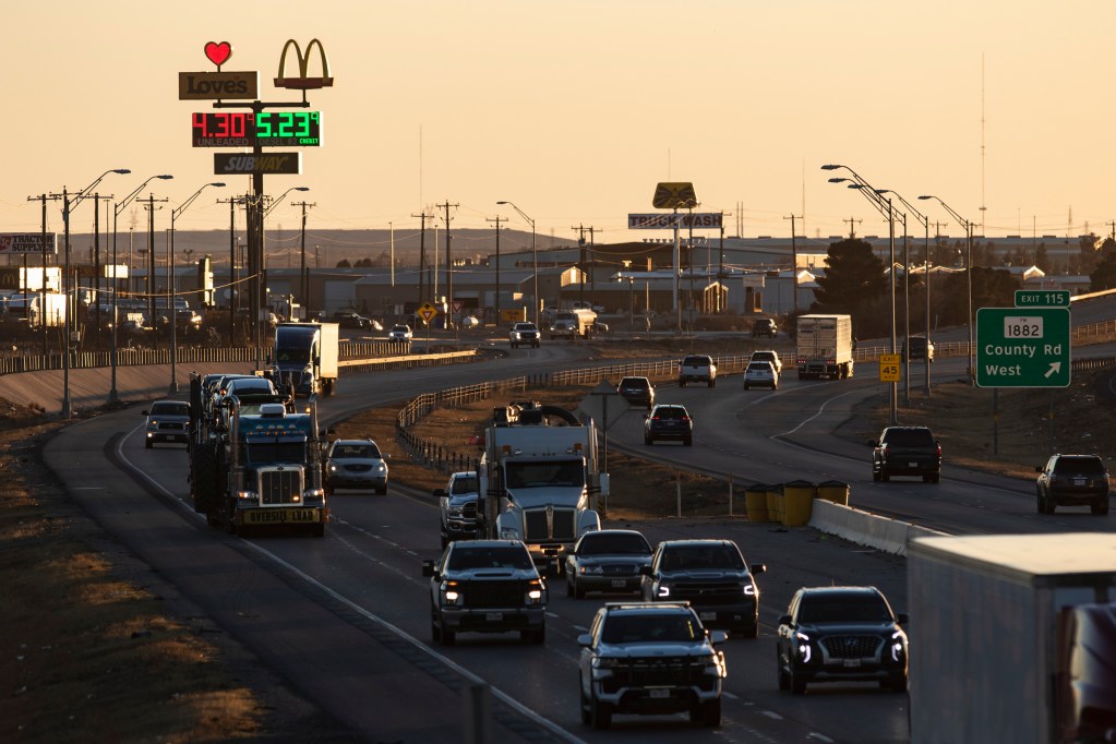 Texas counties, auto industry push back on proposed ID restrictions on ...