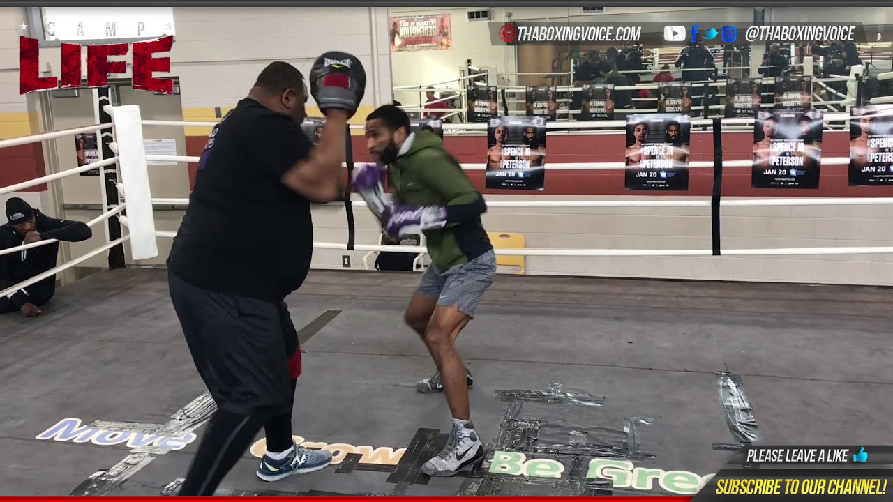 🔴 Camp life Lamont Peterson: Peterson getting pad work with coach ...