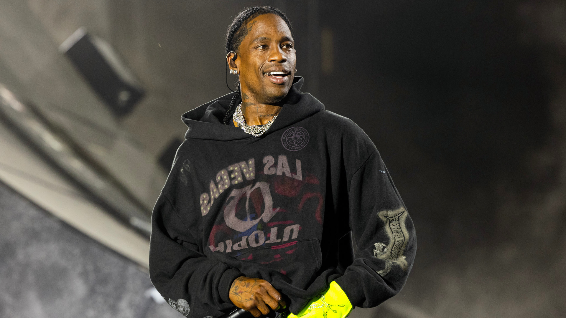 Travis Scott says his kids can't use AI because he'd rather they master ...