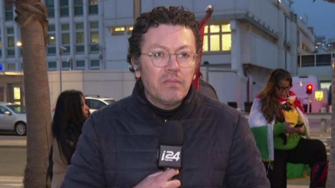 Le député LFI Louis Boyard relaxé face à la plainte de Cyril Hanouna