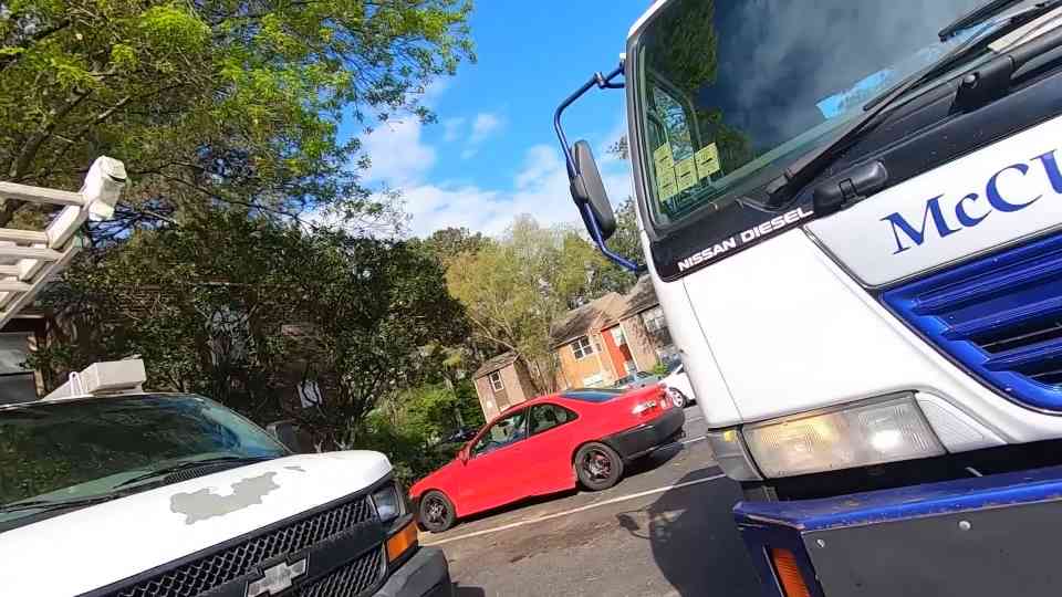 It's too late – Towtrucker explains the law after the car is already hooked