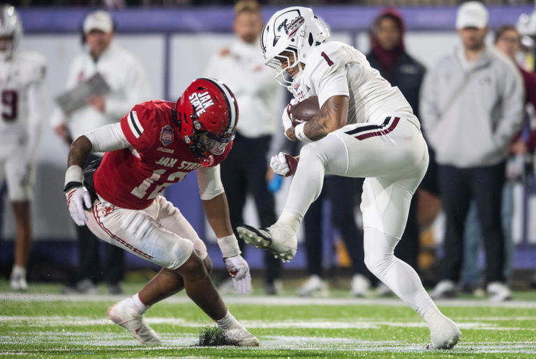 Former Michigan State football DB transferring to Iowa State